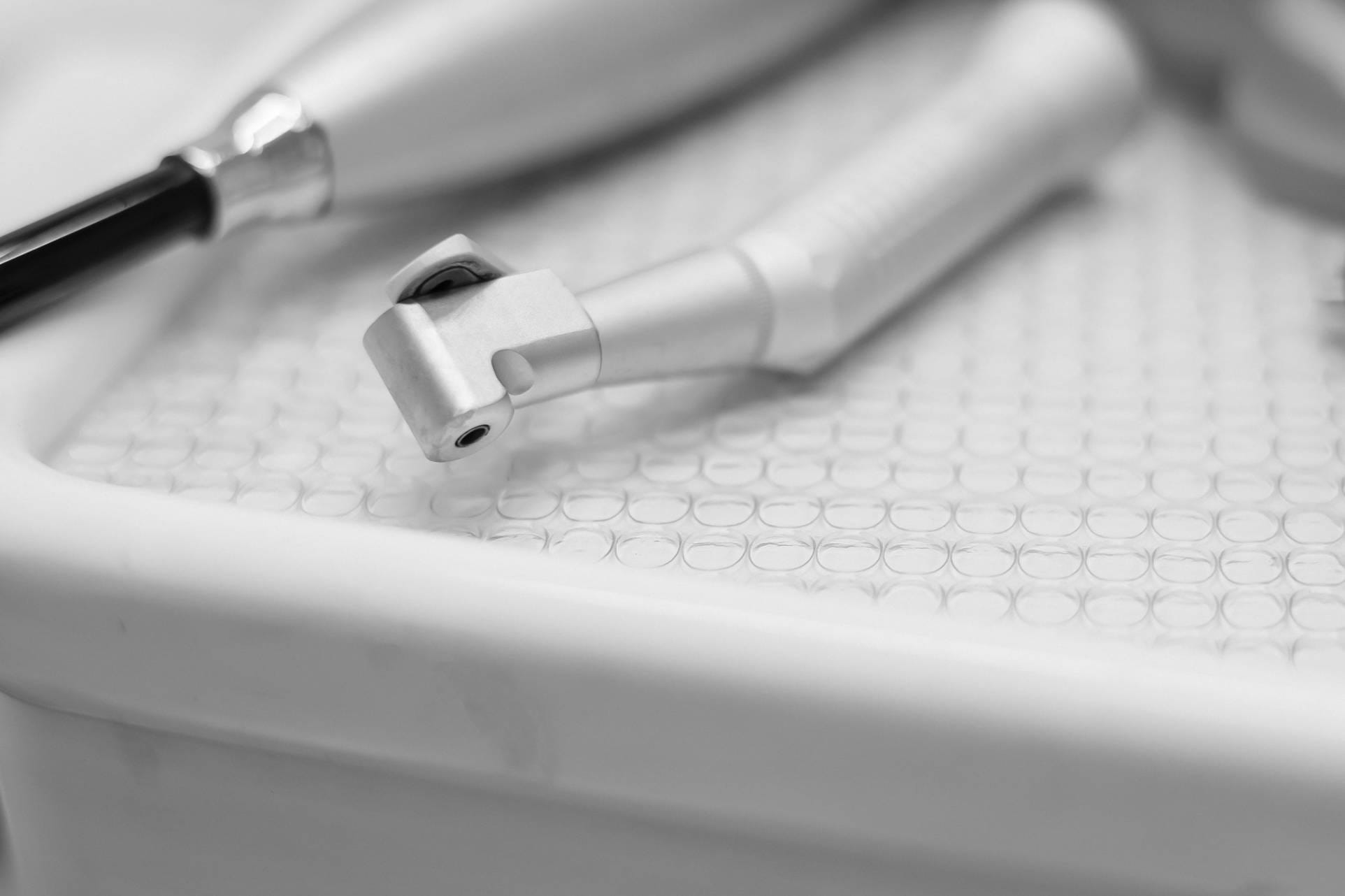 What Is Airflow Dental Cleaning? | Toothworks Dentistry